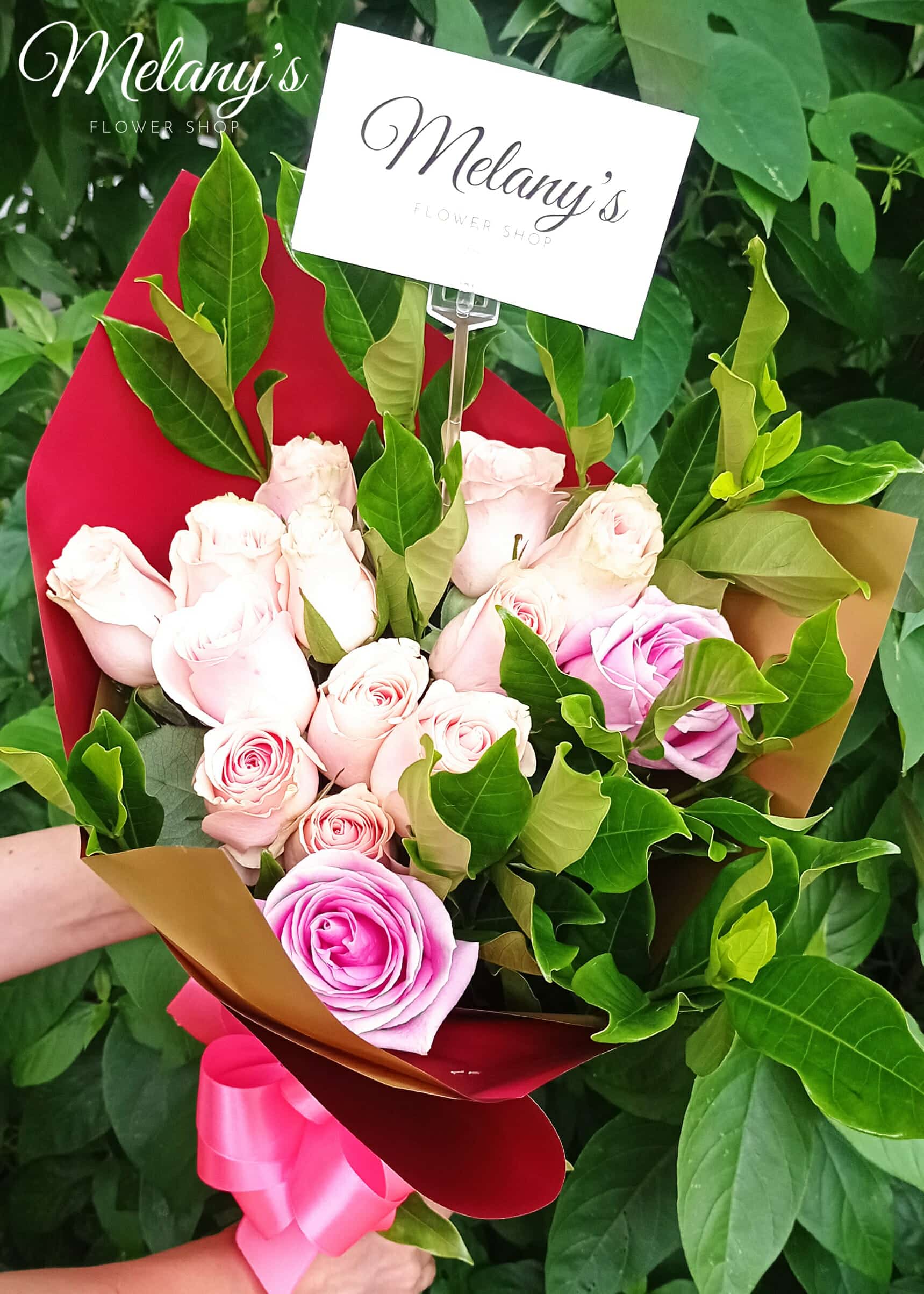 Destiny – Ramo de rosas rosa – Melany's Flower Shop